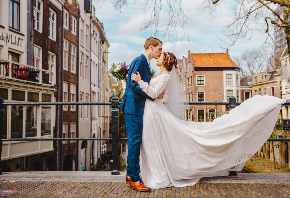 3 Mooi Trouwfoto Locaties In Utrecht Centrum |Pandhof | Oudegracht ...